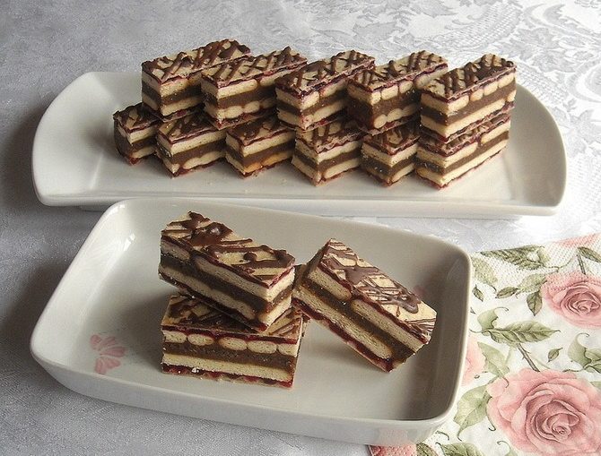 Vanila-mak rozen kolač – KUHINJA I ZDRAVLJE